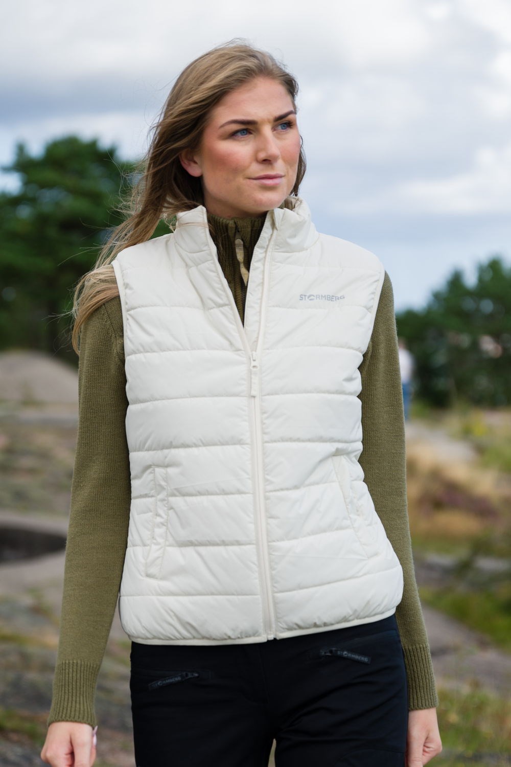 Strimberg vattert vest dame - hvit | Stormberg